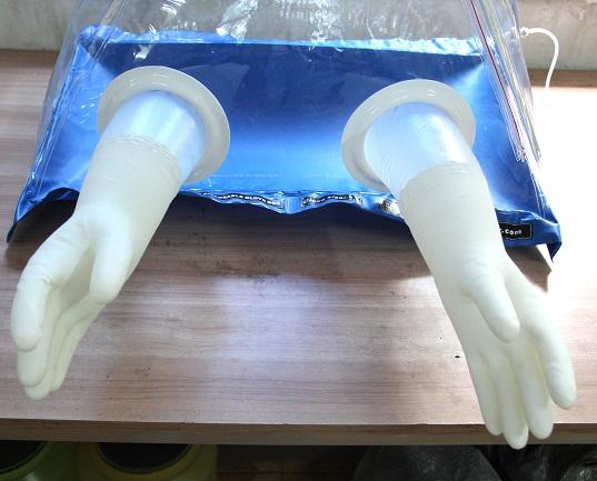 PVC Laboratory Glove Box , Captair Pyramid Glove Bag For Testing ...
