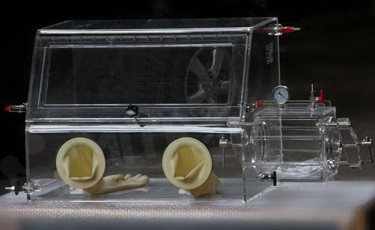 Mt Series Small Glove Box , Front Access Door Dry Glove Box Laboratory ...