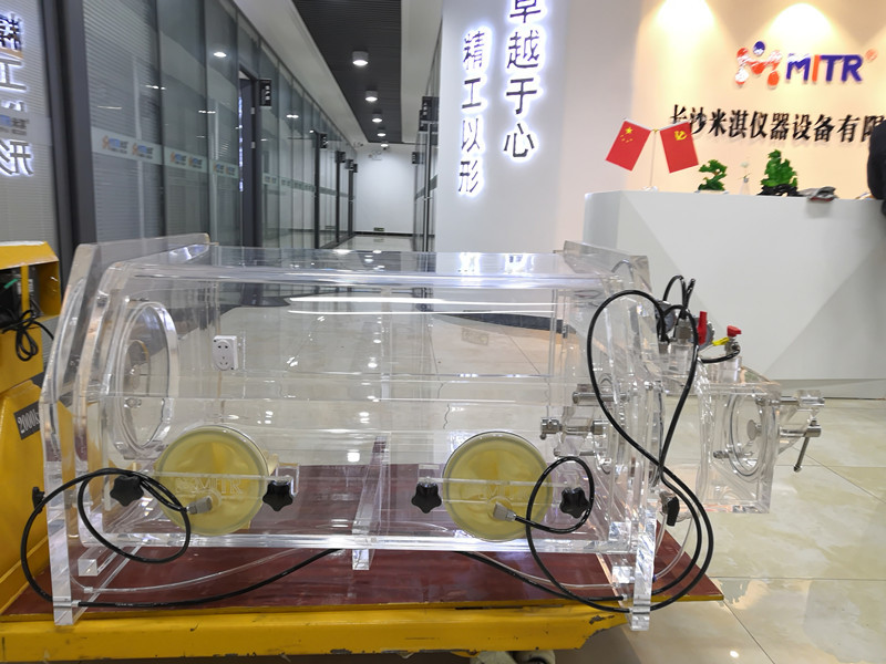 Noble Gas Laboratory Vacuum Glove Box With Pressure Anti Climate Changing